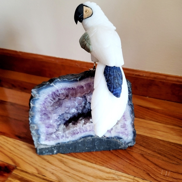 Other | Home And Desktop Decoration Parrot Stone In Amethyst Cathedral ...